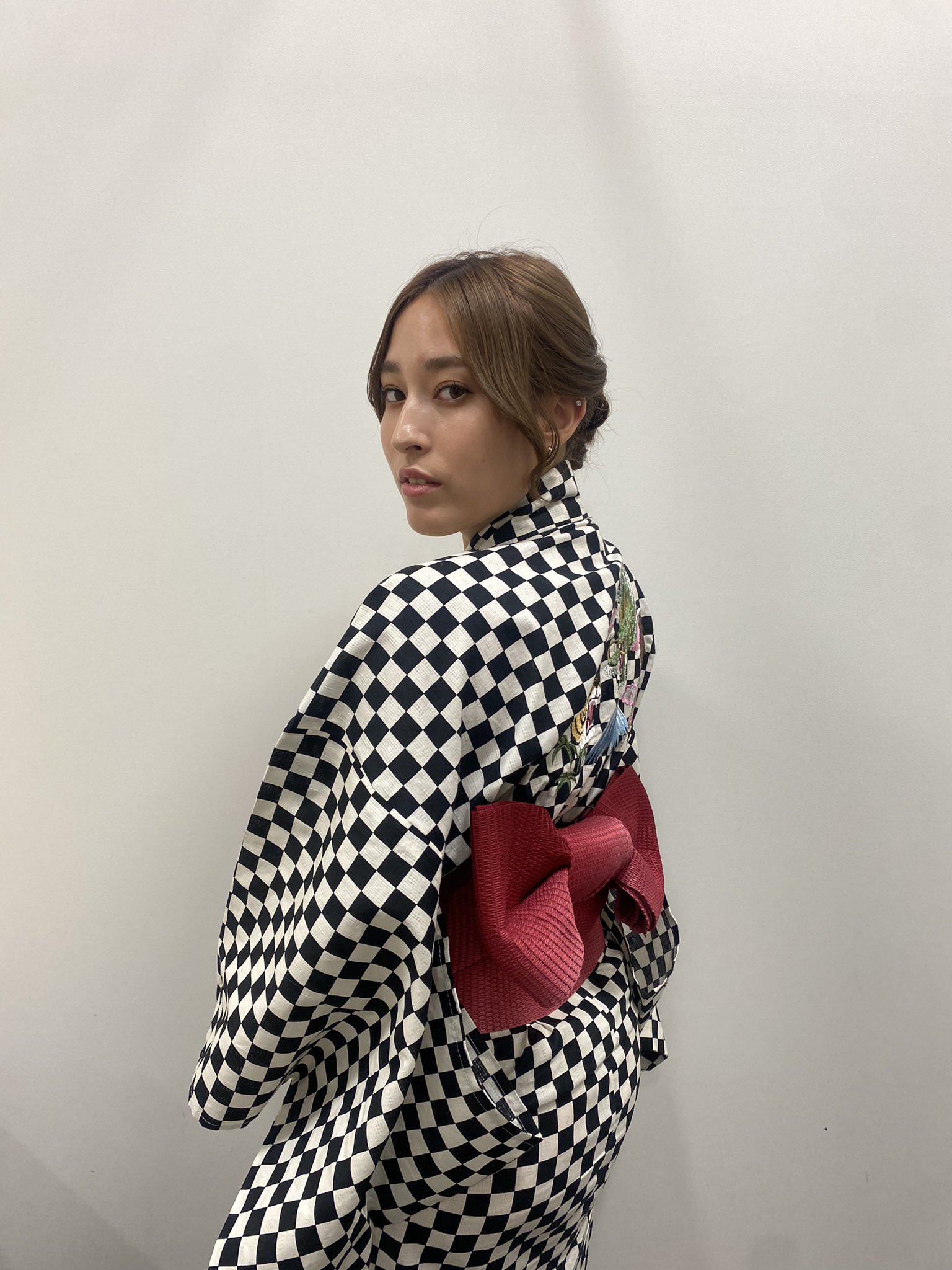 Media 4561473 by Hirata Rina