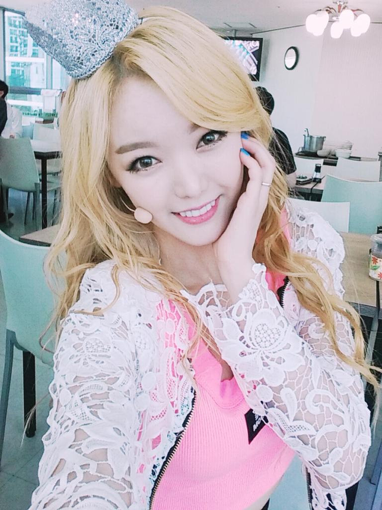 Media 98122 by Serri